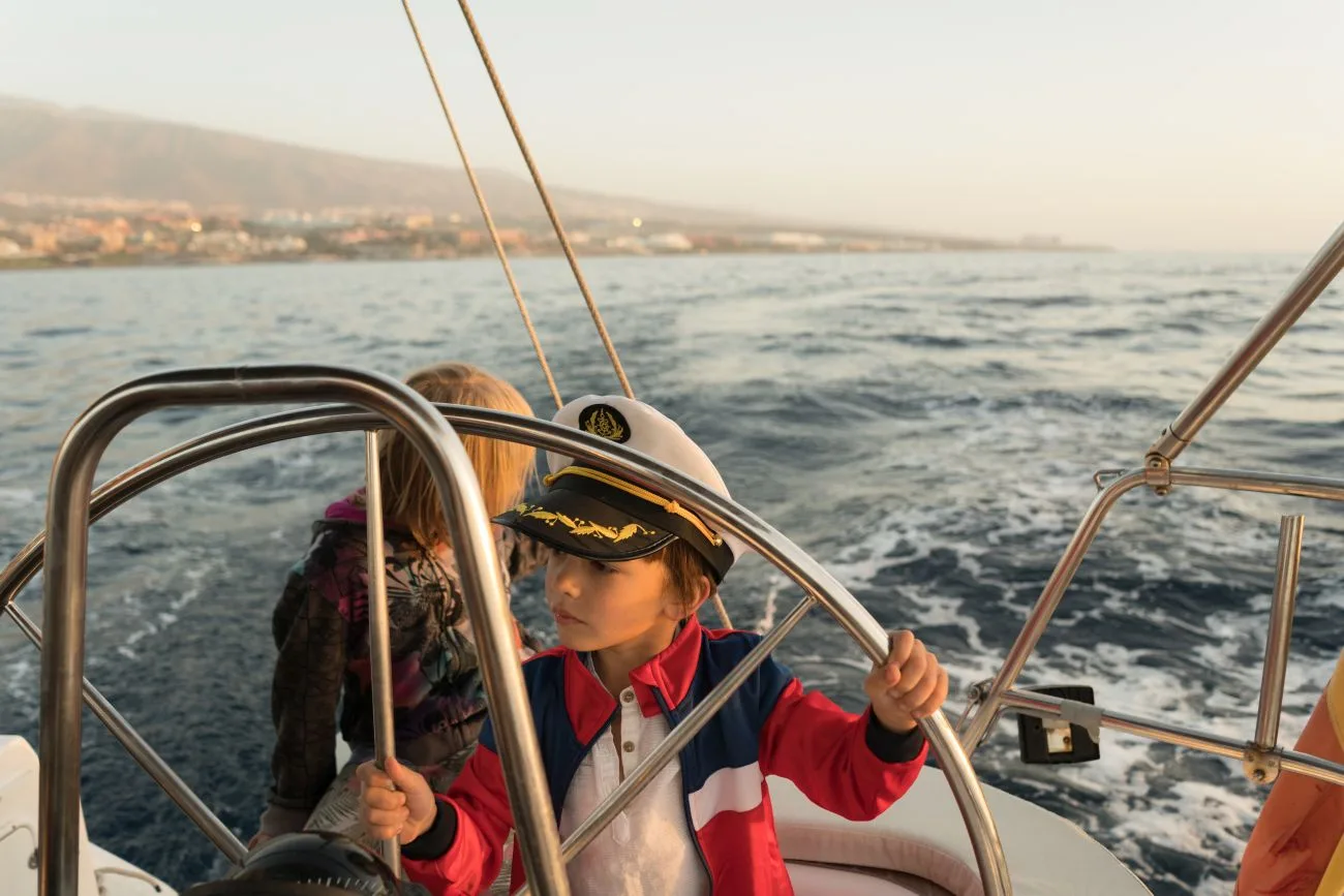 Obozy żeglarskie – jak kształtują charaktery młodych wilków morskich ...